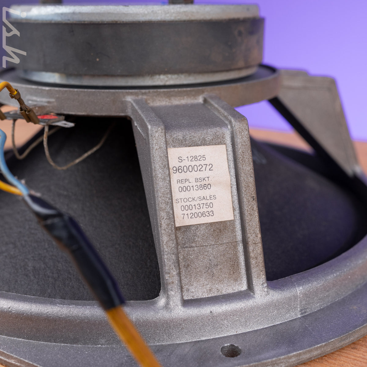 Peavey Scorpion SP-12825 8 ohm Speaker 200W 12" – Ish Guitars