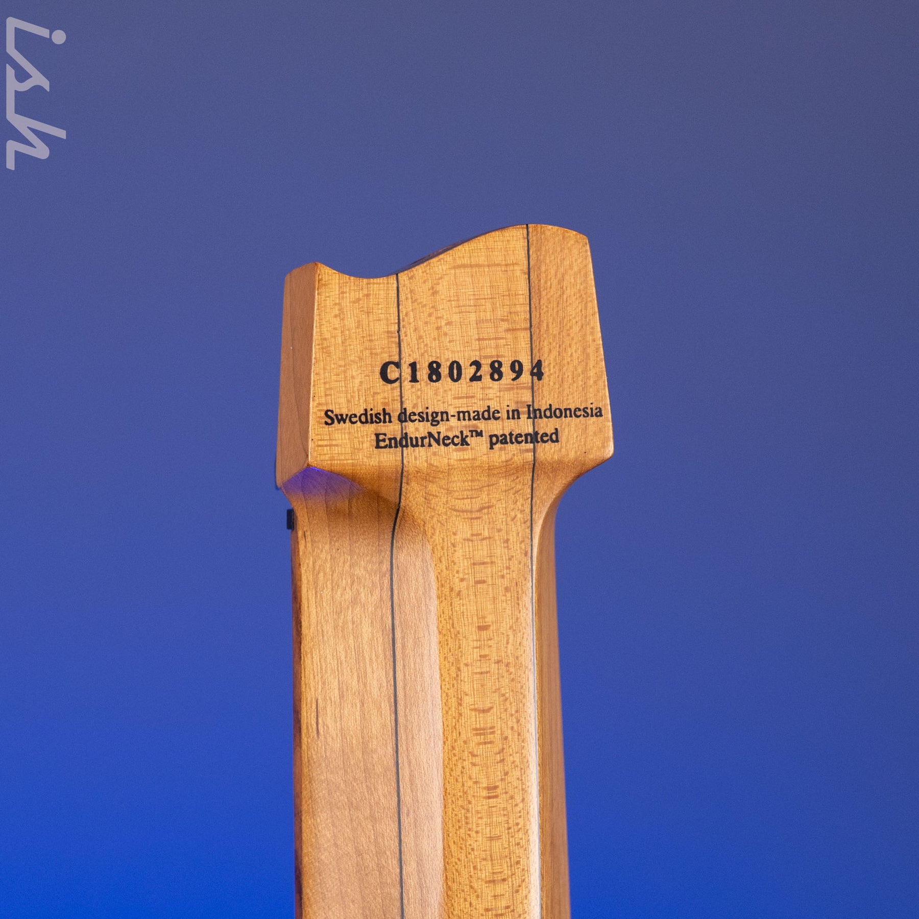 2018 Strandberg Salen Deluxe Candy Apple Red Limited Edition – Ish Guitars