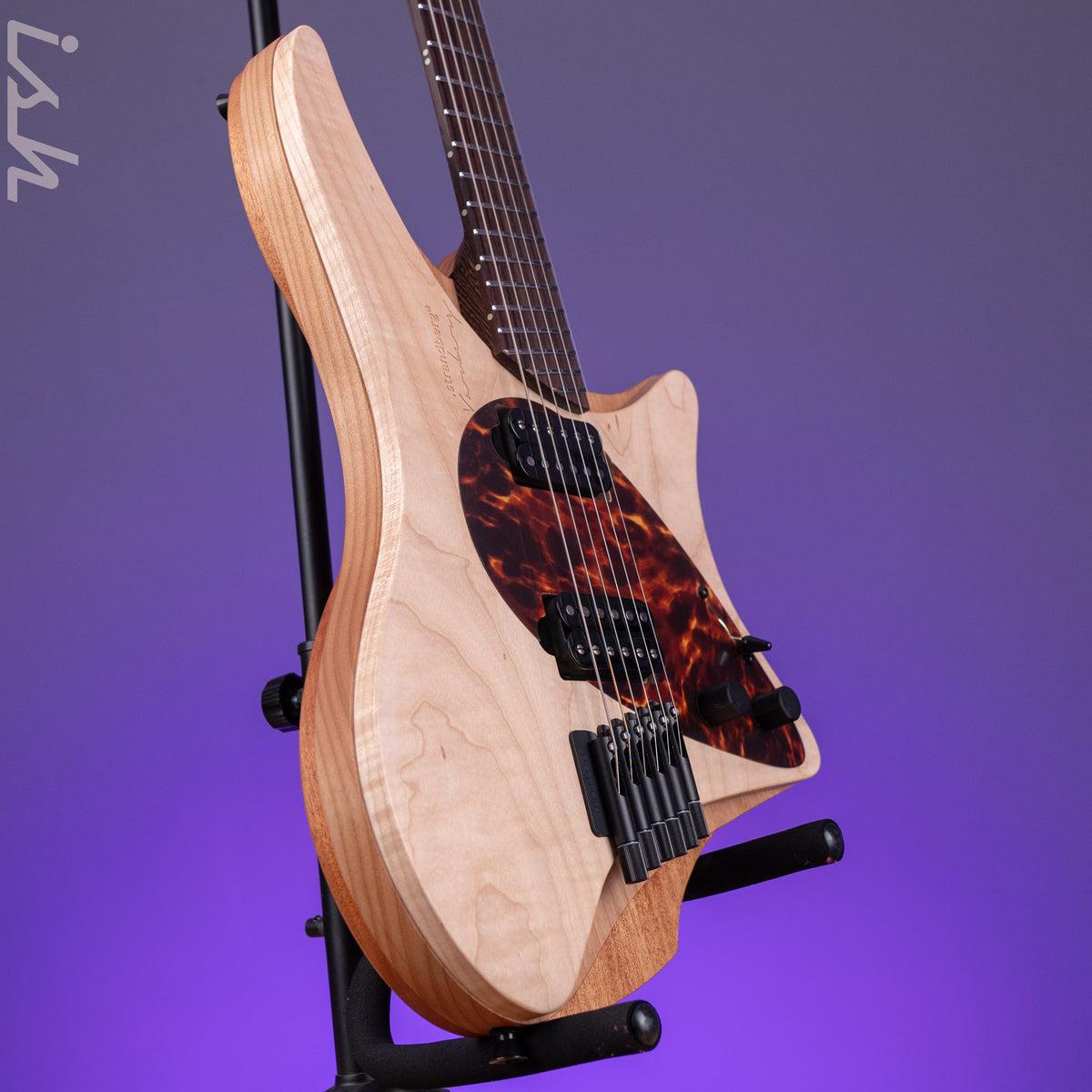 Strandberg Varberg J 6 Natural – Ish Guitars