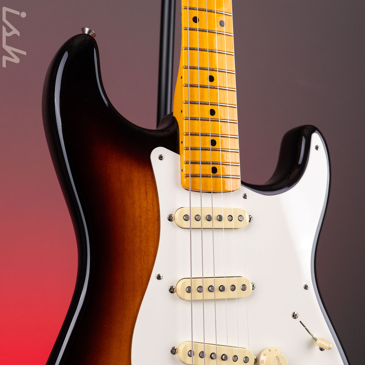 2022 Fender American Vintage II 1957 Stratocaster 2-Color Sunburst ...