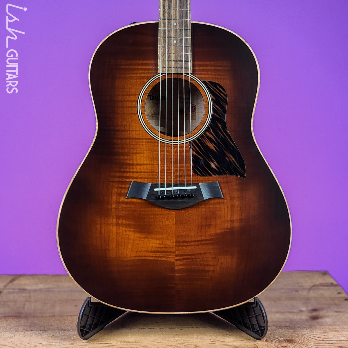 Taylor Compact Folding Guitar Stand Acoustic Brown – Ish Guitars