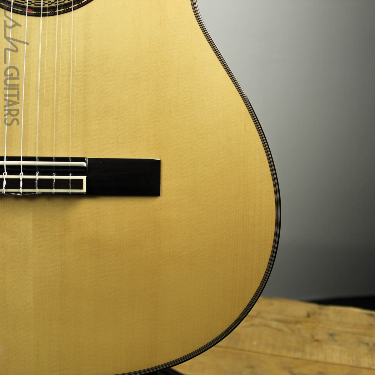 Antonio Loriente Marieta S Nylon String Classical – Ish Guitars