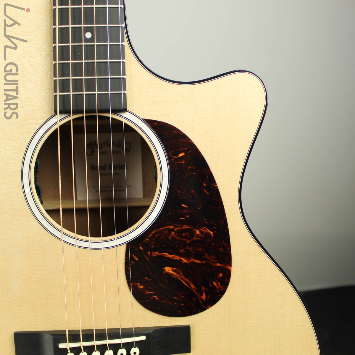 Martin GPC11E Road Series Grand Performance Natural – Ish Guitars