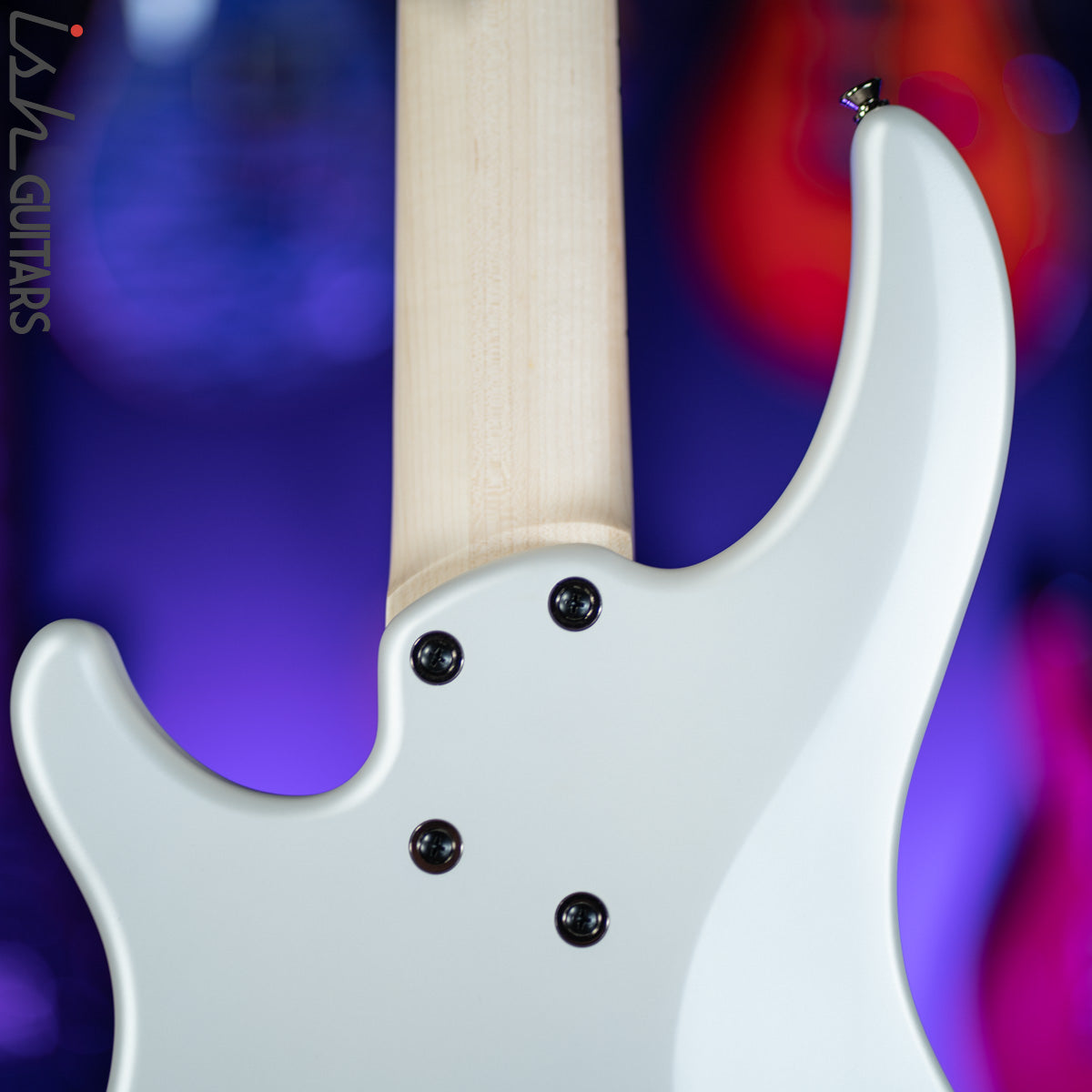 Dingwall NG-3 5-String Bass Ducati White – Ish Guitars