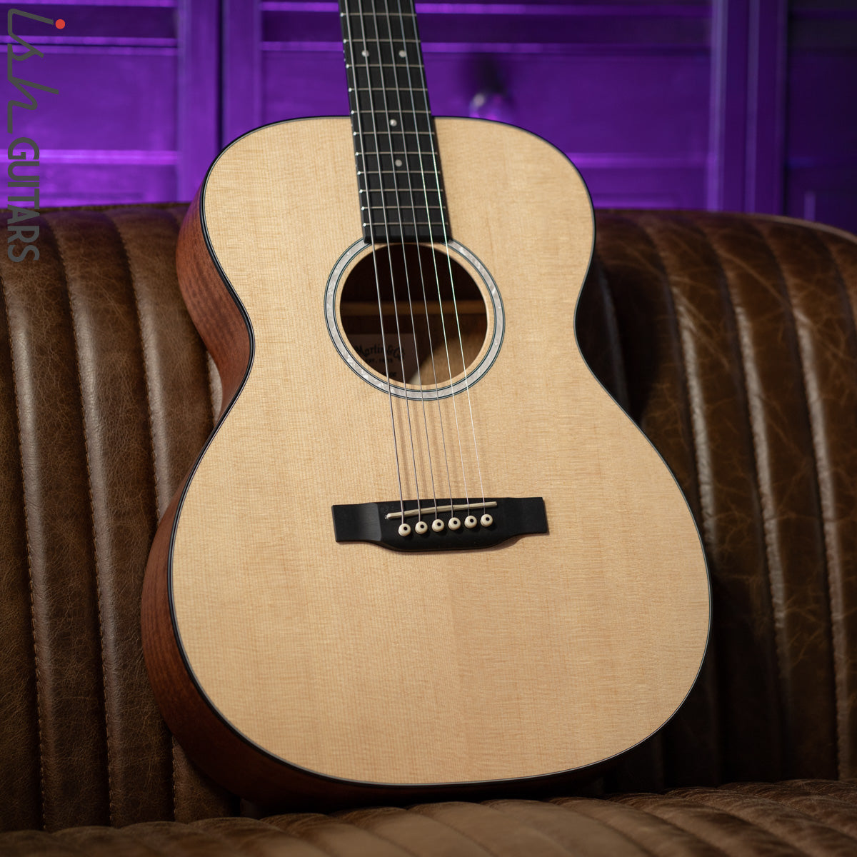 Martin 000 Jr-10 Acoustic Guitar Natural – Ish Guitars