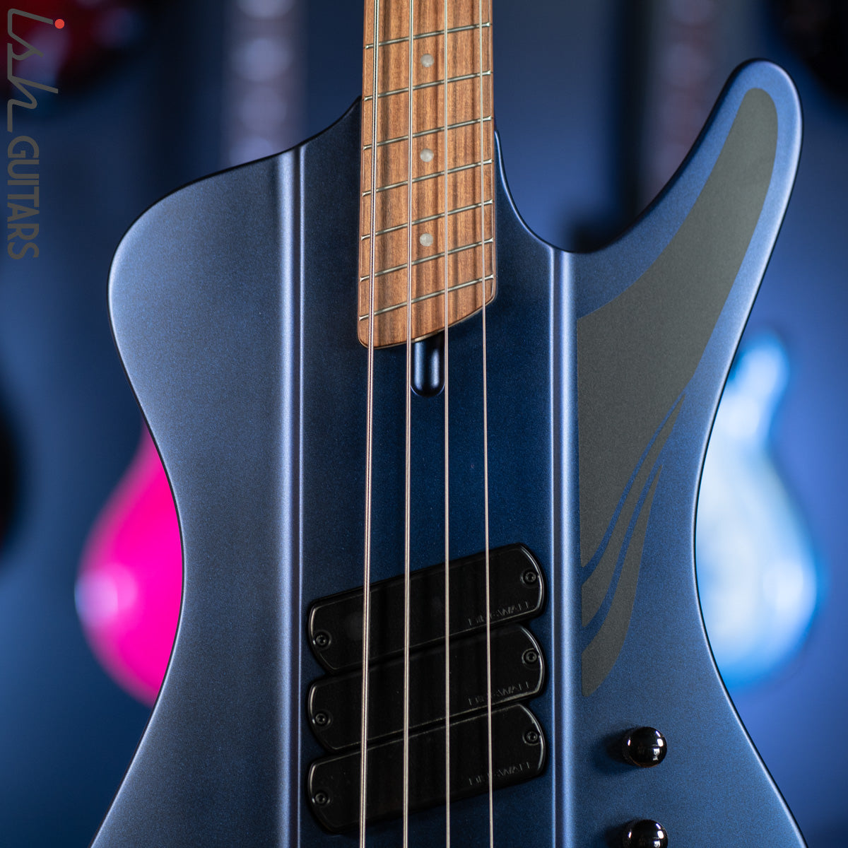 Dingwall D-Roc Standard 4-String Matte Blue to Purple Colorshift – Ish ...