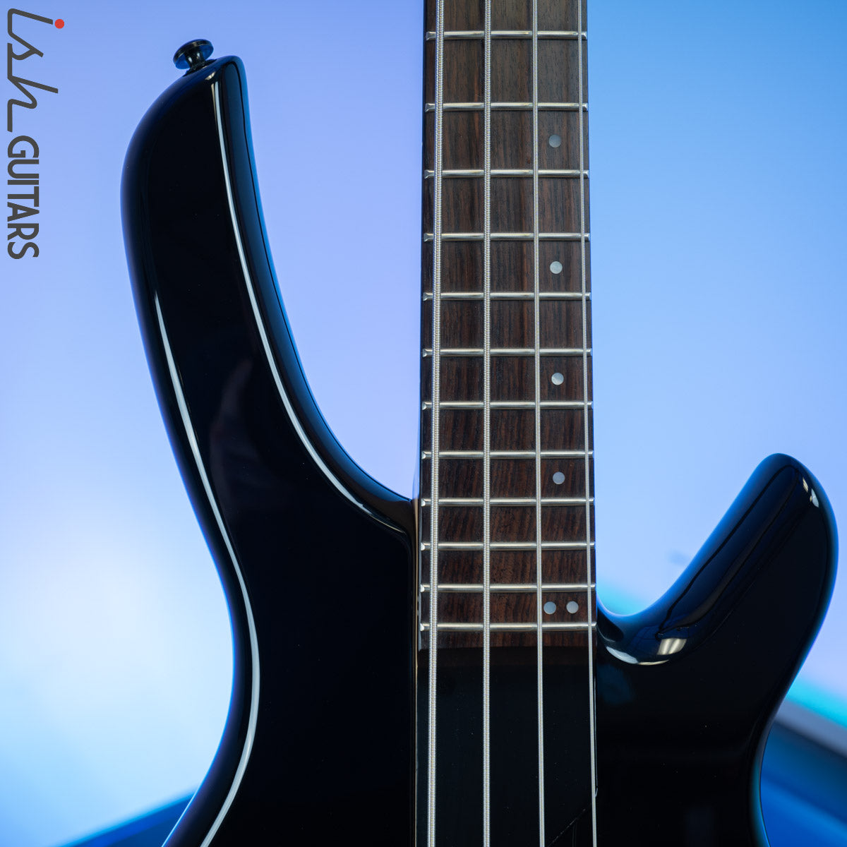 2009 Willcox Lightwave Sabre 4 String Bass Black – Ish Guitars