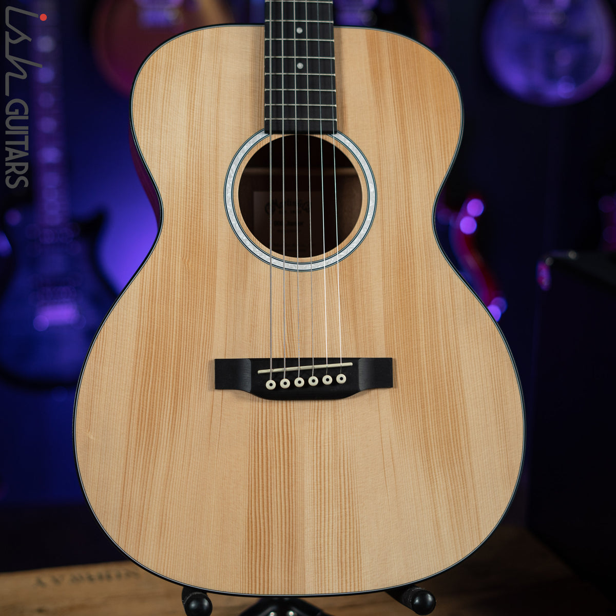 Martin 000 Jr-10 Acoustic Guitar Natural – Ish Guitars