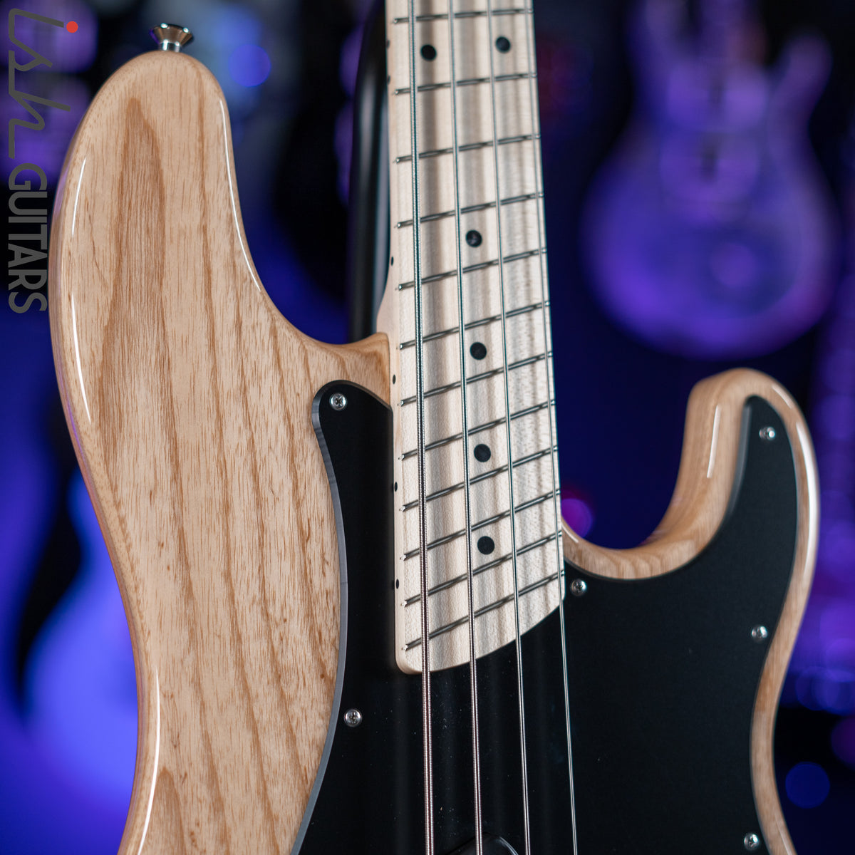 Dingwall Super P 4-String Bass Natural Ash Gloss – Ish Guitars