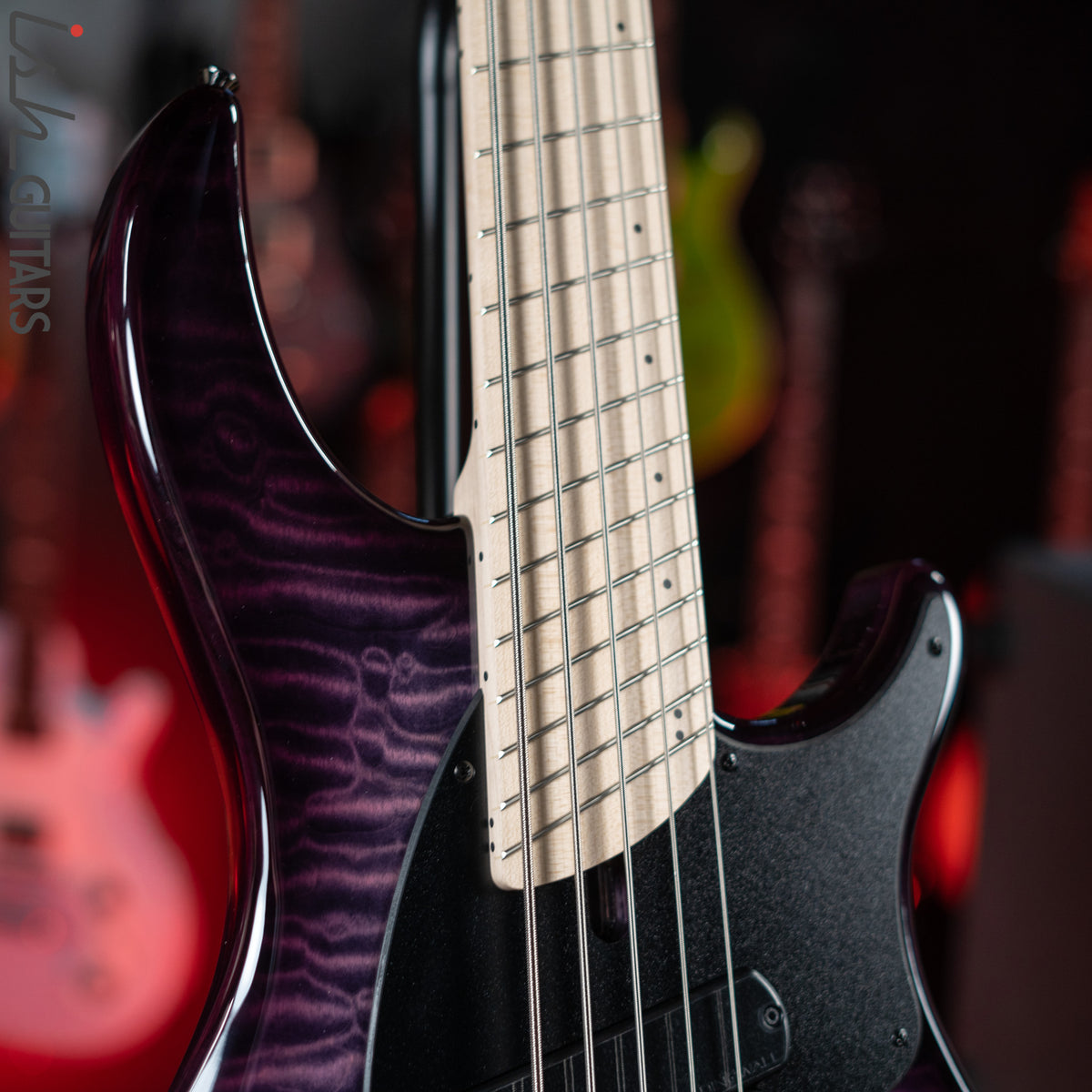 Dingwall Combustion 5-String Bass Ultravioletburst – Ish Guitars