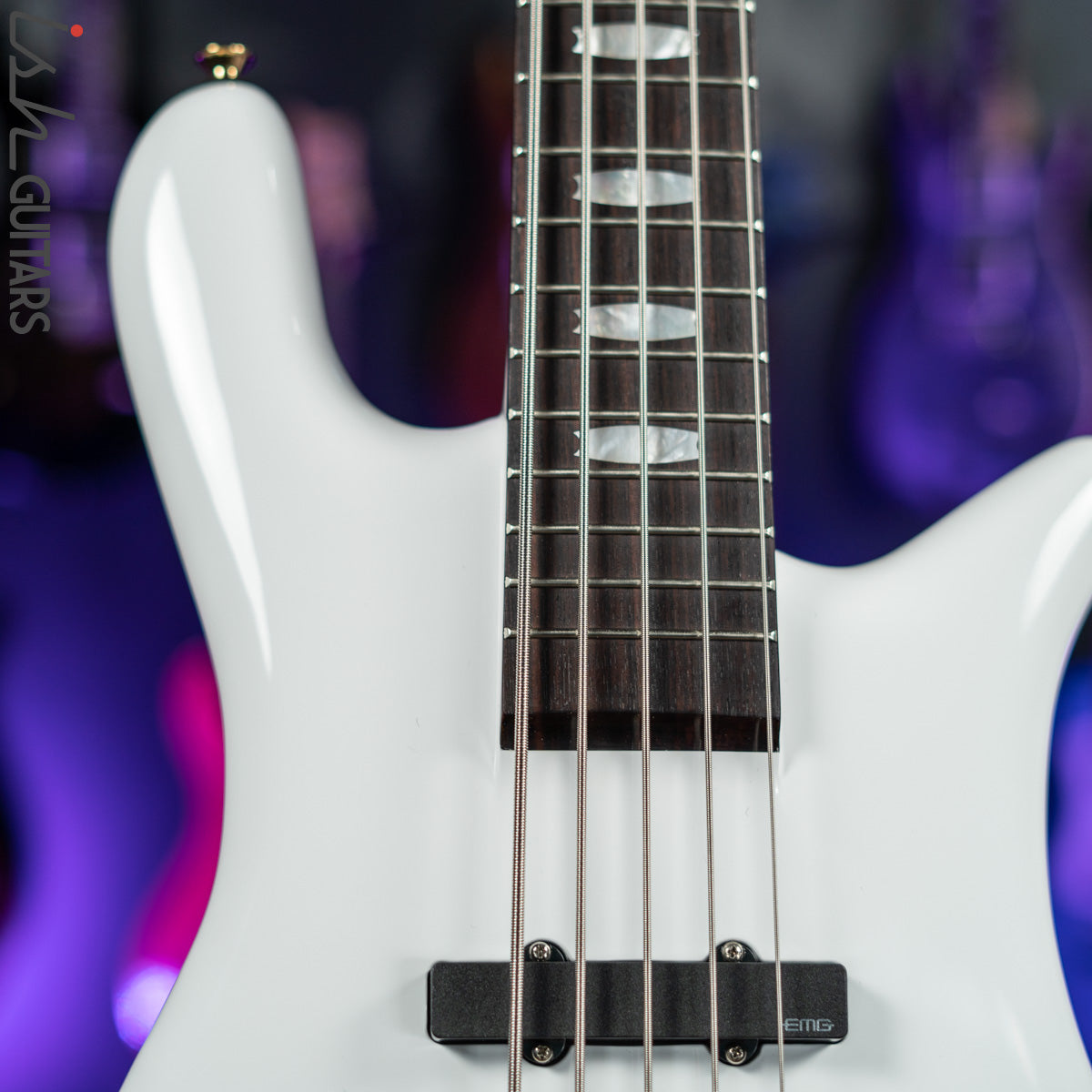 Spector Euro 5 Classic 5-String Bass White Gloss Demo – Ish Guitars