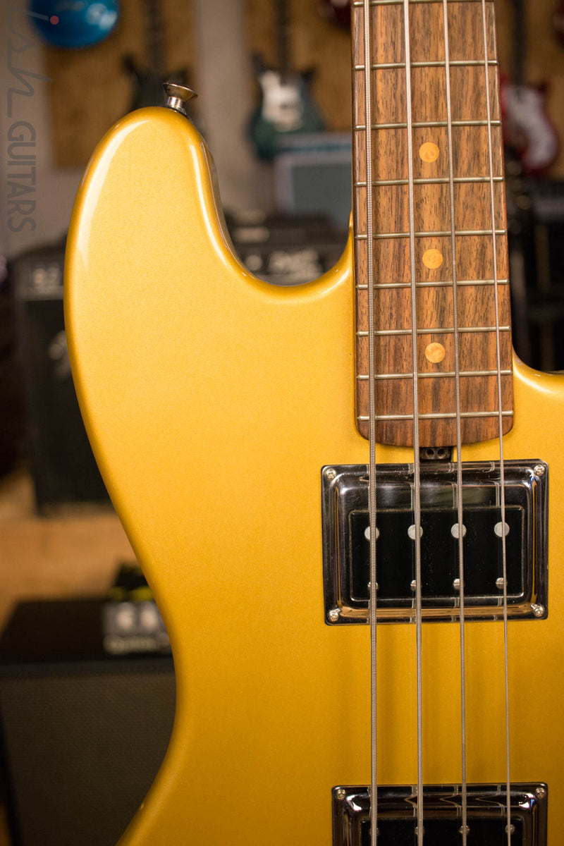 USA Lakland Decade Four String Gold Metallic – Ish Guitars