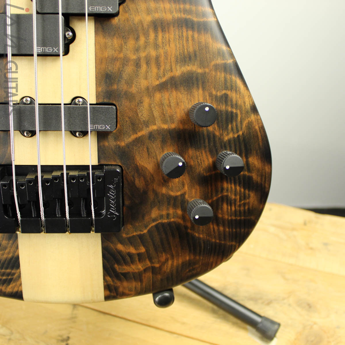 Spector NS2 Singlecut SC4 Old Growth Redwood – Ish Guitars