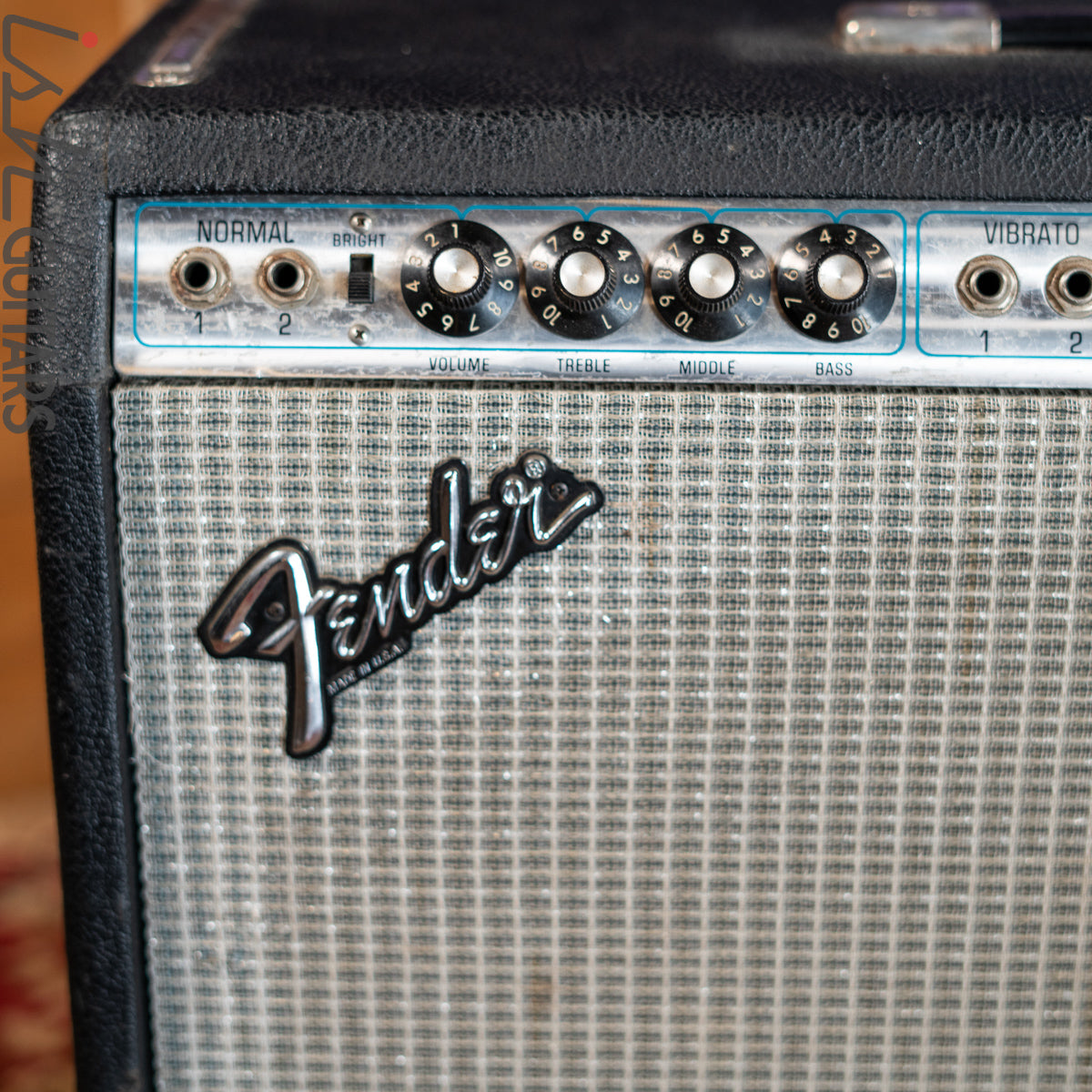 1975 Fender Twin Reverb Silverface – Ish Guitars